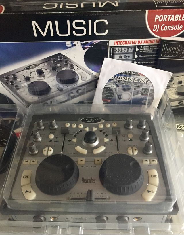Dj Console MK2 Hercules de segunda mano por 90 EUR en Vera-Playa en ... Dj Console MK2 Hercules de segunda mano por 90 EUR en Vera-Playa en ...