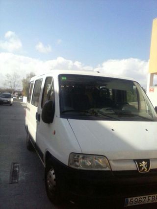 Furgonetas 9 plazas de segunda mano en coches WALLAPOP
