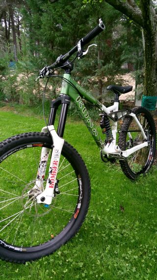 Bicicleta de descenso Trek de segunda mano en WALLAPOP