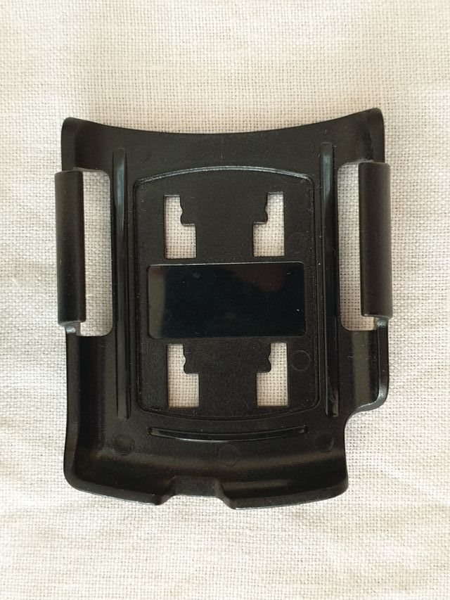 Soporte móvil HTC para coche de segunda mano por 2 EUR en Madrid en ... Soporte móvil HTC para coche de segunda mano por 2 EUR en Madrid en ...