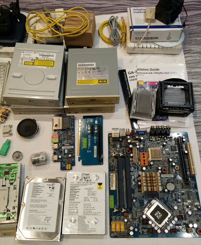 Material informatico de segunda mano por 49,99 € en Huesca en WALLAPOP