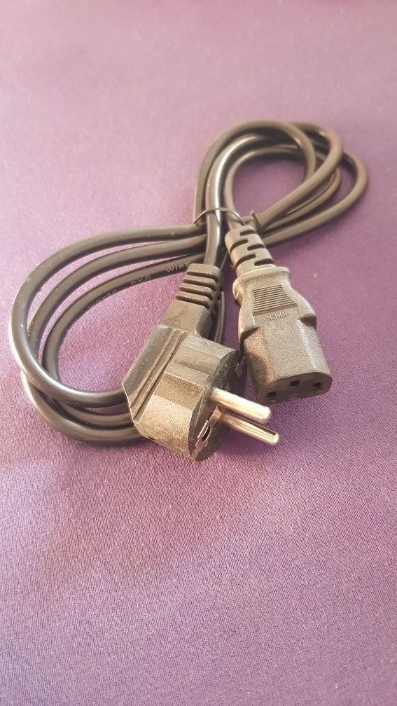 Cable de corriente cpu trifasico. de segunda mano por 3 EUR en Madrid ... Cable de corriente cpu trifasico. de segunda mano por 3 EUR en Madrid ...