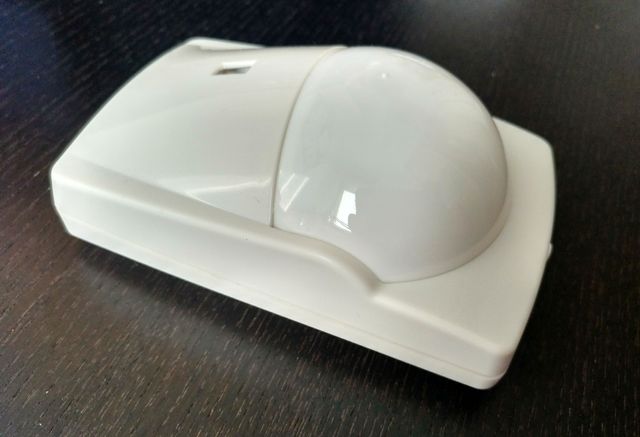 3uds=20€!! 3 DETECTORES PIR Estándar (Anti-Robo) de segunda mano por 10 ...