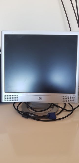 Monitor HP 17 pulgadas de segunda mano en Madrid en WALLAPOP