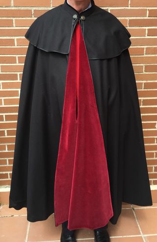 Capa española de segunda mano en WALLAPOP