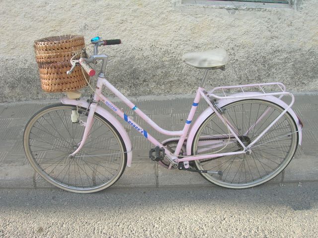 Bicicleta Antigua De Mujer De Segunda Mano Por 74 € En Mairena Del Alcor En Wallapop