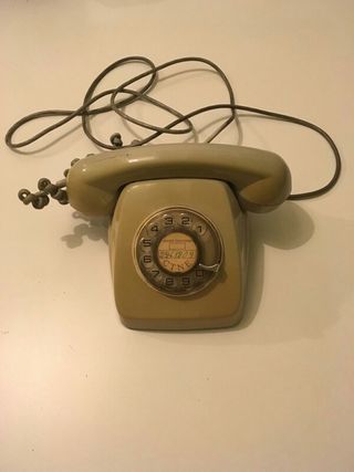 Teléfono antiguo de rueda de colección en WALLAPOP
