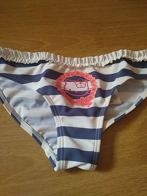Braga Biquini Niña Hello Kitty De Segunda Mano Por 5 Eur En Madrid En Wallapop