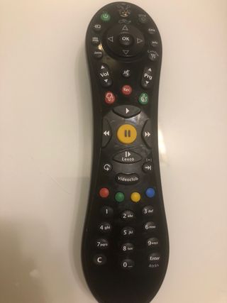 Mando a distancia Vodafone de segunda mano en WALLAPOP