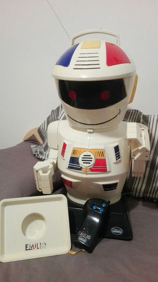 Robot Emilio de segunda mano en WALLAPOP