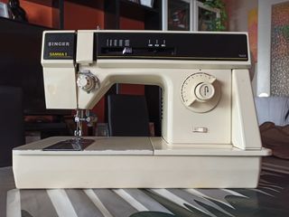 Máquina de coser Singer de segunda mano en WALLAPOP