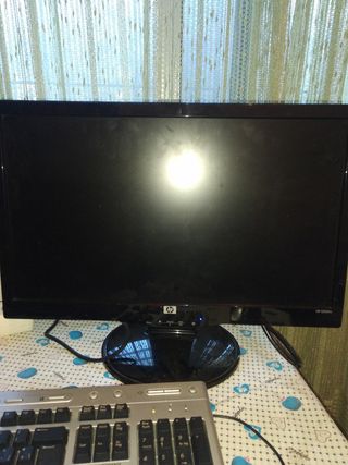 Monitor de segunda mano en WALLAPOP