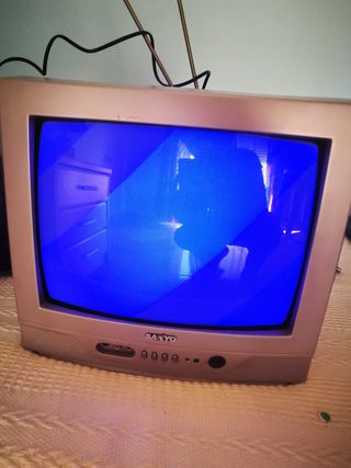 Televisor 14 pulgadas Sanyo de segunda mano en WALLAPOP