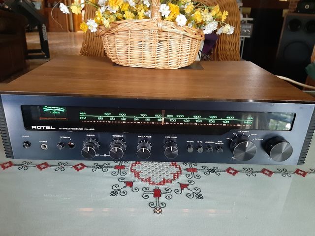 AMPLIFICADOR ROTEL RX-402 de segunda mano por 150 EUR en La Pueblanueva ...
