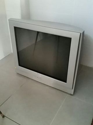 Televisor Tubo de segunda mano en WALLAPOP