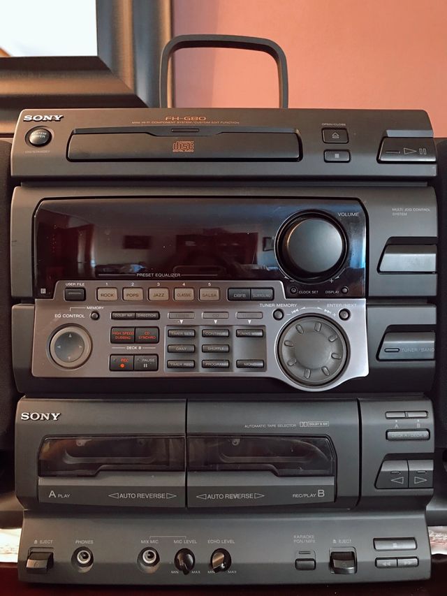 Cadena de música Sony de segunda mano por 89 EUR en Madrid en WALLAPOP