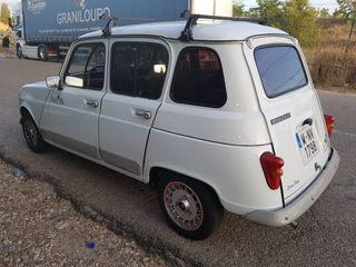 Renault R4 de segunda mano en coches WALLAPOP