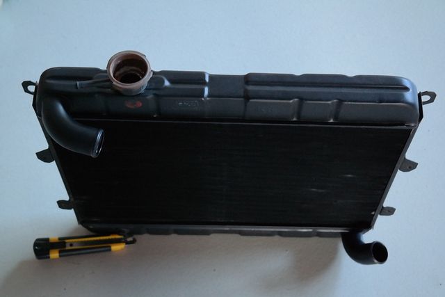 RADIADORES NUEVOS ORIGINALES SEAT 124 FL-90 de segunda mano por 775 EUR ...