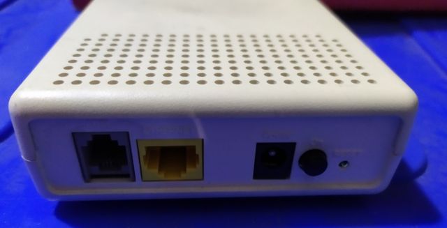 Router monopuerto ADSL Telefonica de segunda mano por 6 EUR en Irun en ...