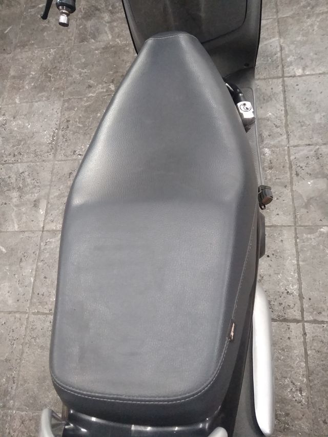 Despiece Honda Scoopy 100 de segunda mano por 1 EUR en Blanes en WALLAPOP