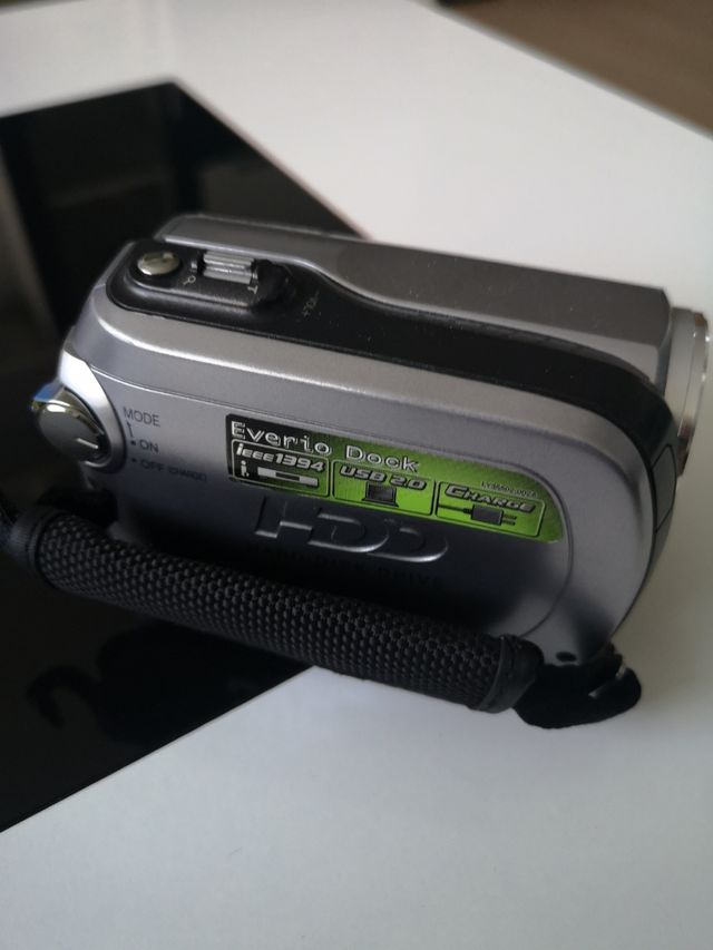 Videocamara JVC Everio 30gb HDD 34x zoom óptico de segunda mano por 95 ...