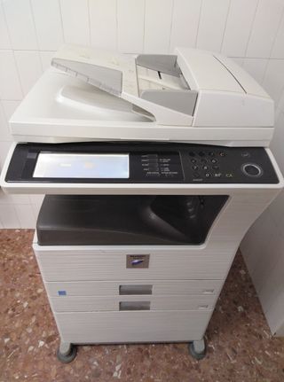Fotocopiadora Sharp de segunda mano en WALLAPOP