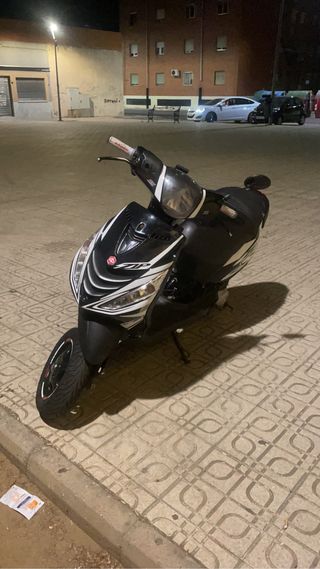 Motos Zip Sp de segunda mano en WALLAPOP