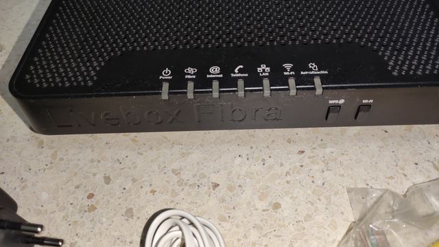 Router WiFi Livebox Fibra Sagemcom F@st 5656 de segunda mano por 14 EUR ...