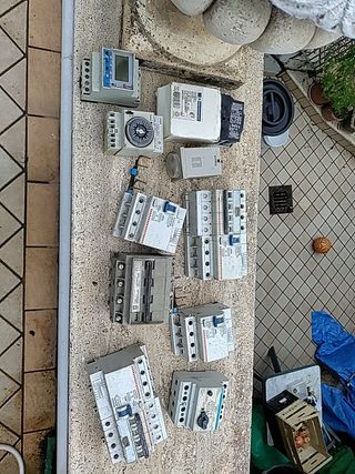 materiale elettrico