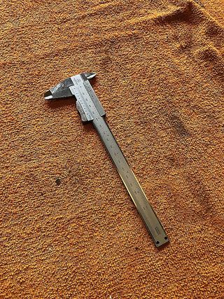 Calibro manuale da 150 mm