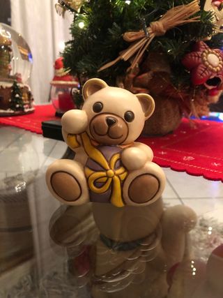 Teddy thun con regalo