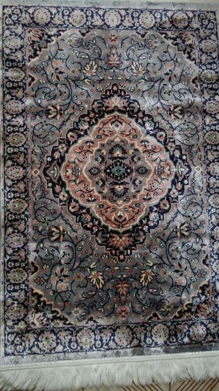 TAPPETO DECORI BLU E ROSA