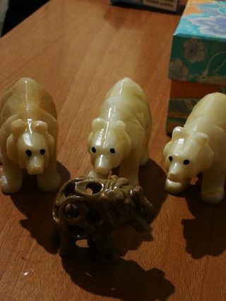 orsi in pietra semipreziosa con elefantino