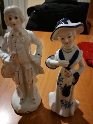 coppia statuine in ceramica