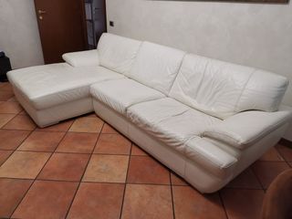 Divano in pelle bianca chateaux d'ax 