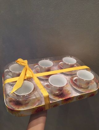 bicchieri in porcellana 