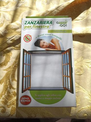 zanzariera per finestra 