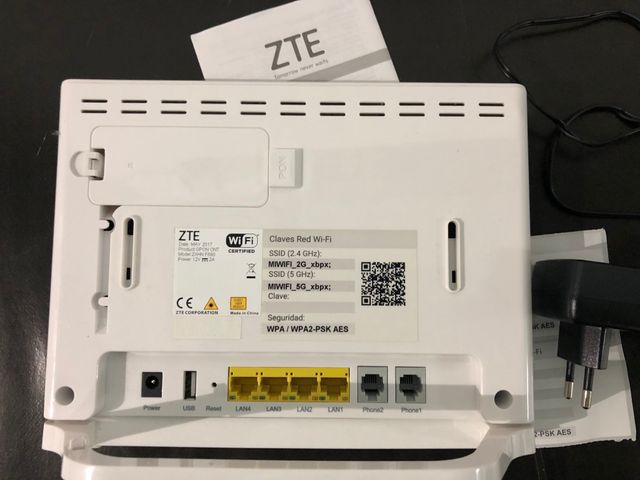 Router Fibra Optica ZTE ZXHN F680 de segunda mano por 19 EUR en Sant ...