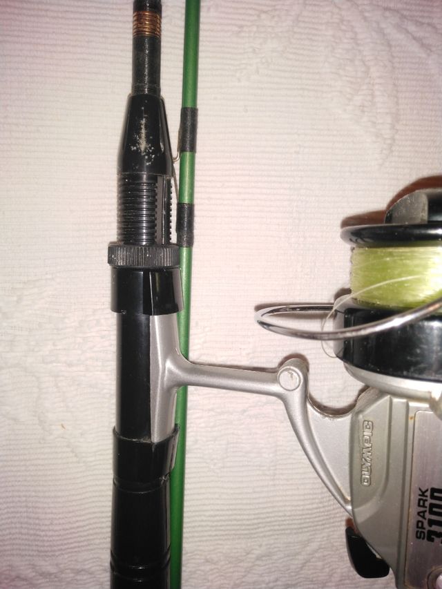 Caña spinning\/lance carrete Olympic Spark 3100 de segunda mano por 18 EUR en Valencia en WALLAPOP