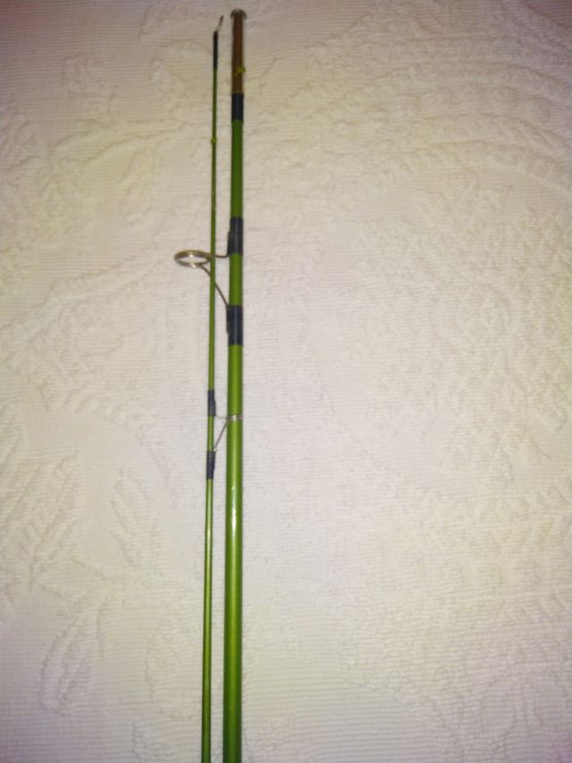 Caña spinning\/lance carrete Olympic Spark 3100 de segunda mano por 18 EUR en Valencia en WALLAPOP