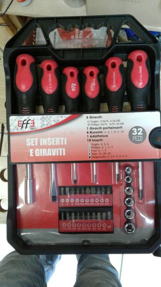 SET CACCIAVITI ED INSERTI