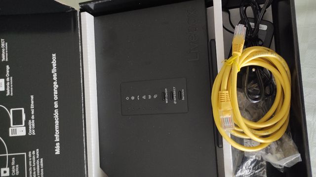 Router Livebox Arcadyan de segunda mano por 12 EUR en Barcelona en WALLAPOP