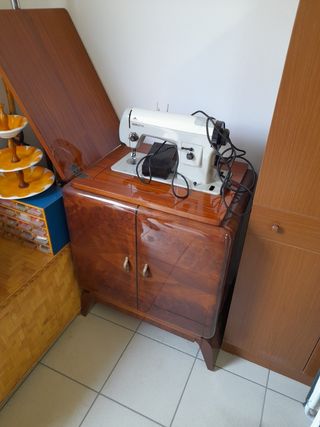 macchina da cucire Borletti