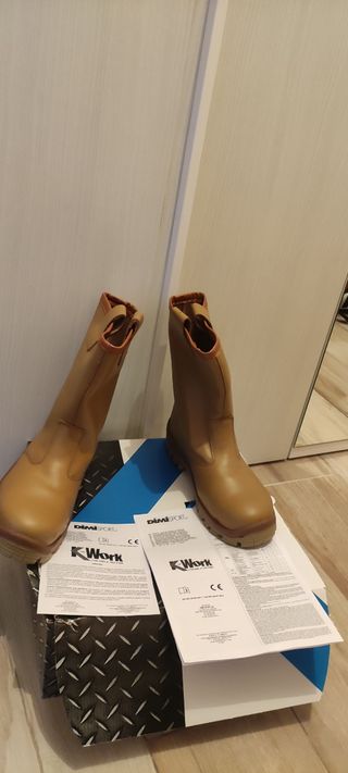 stivaletti antinfortunistici 