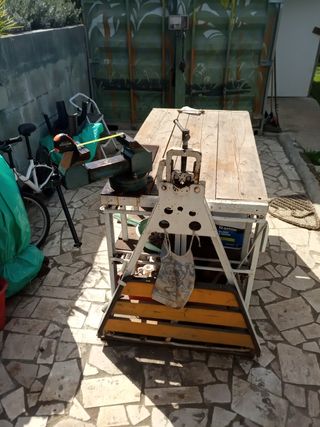 banco da lavoro artigianale con morse