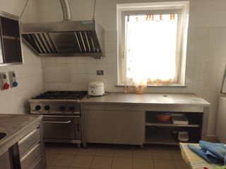 Cucina 4 fuochi e forno