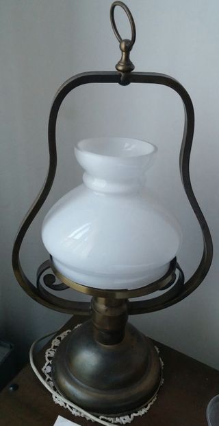 ABAT-JOUR IN OTTONE BRUNITO