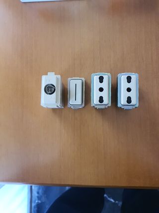 set di 4 frutti originali Bticino Magic