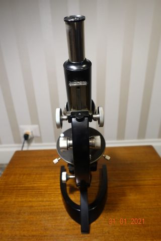 Microscopio kopistka