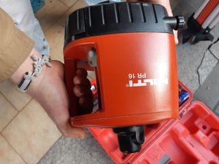 LASER hilti con cavalletto